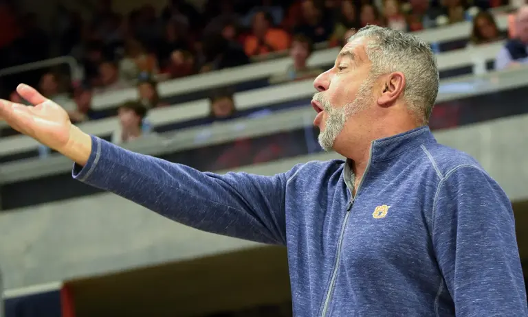 Bruce Pearl erupts in SEC tournament stands as Auburn falls to Tennessee