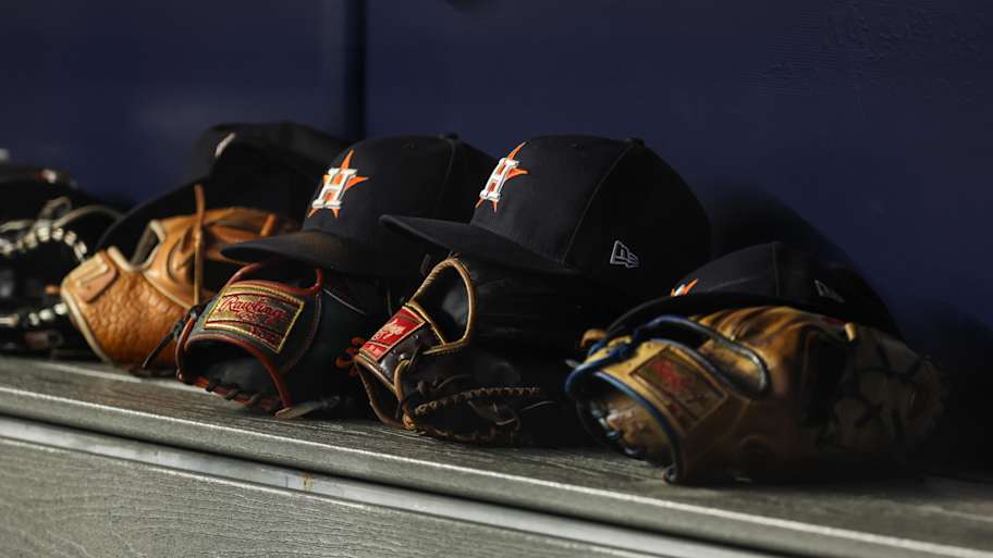 Astros pitcher gets shocking prediction from MLB insider