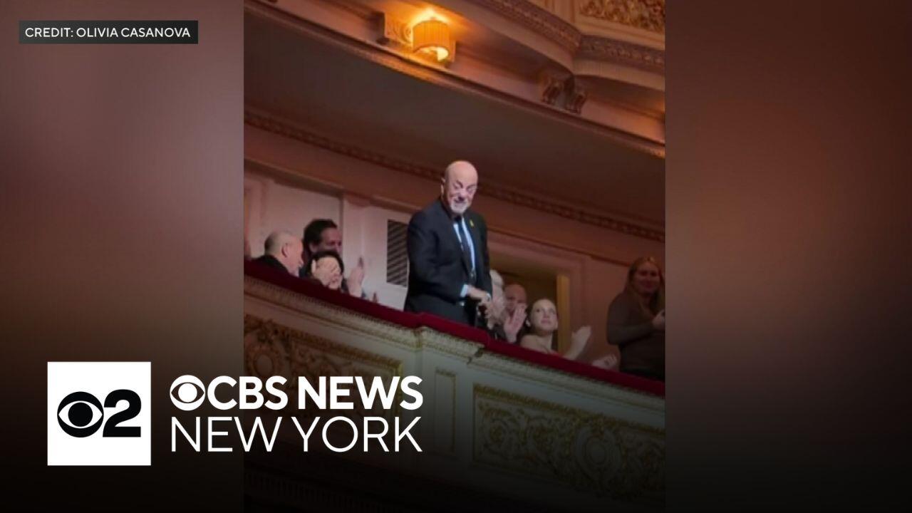 Billy Joel makes special appearance at Carnegie Hall concert
