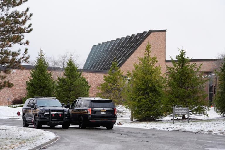 Man who rammed into Michigan synagogue had just lost family in an ...