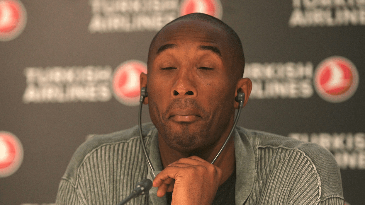 Trump revives story about breaking up Kobe Bryant fight in Jake Paul ...