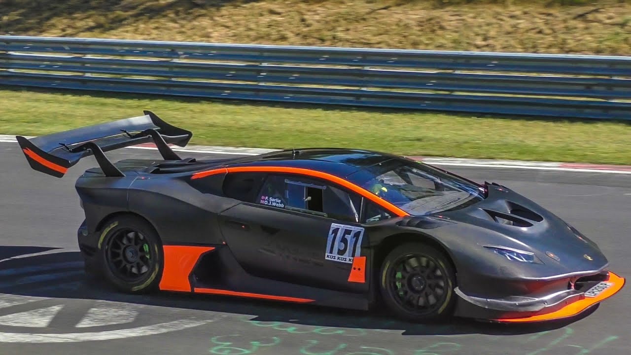 Extreme performance cars unleashed on closed circuit