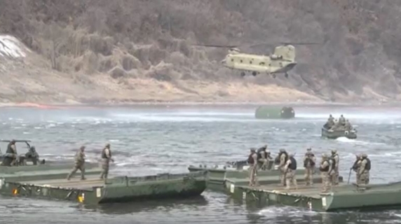 Esercitazione congiunta Sud Corea-Usa: ponti mobili e attraversamenti ...
