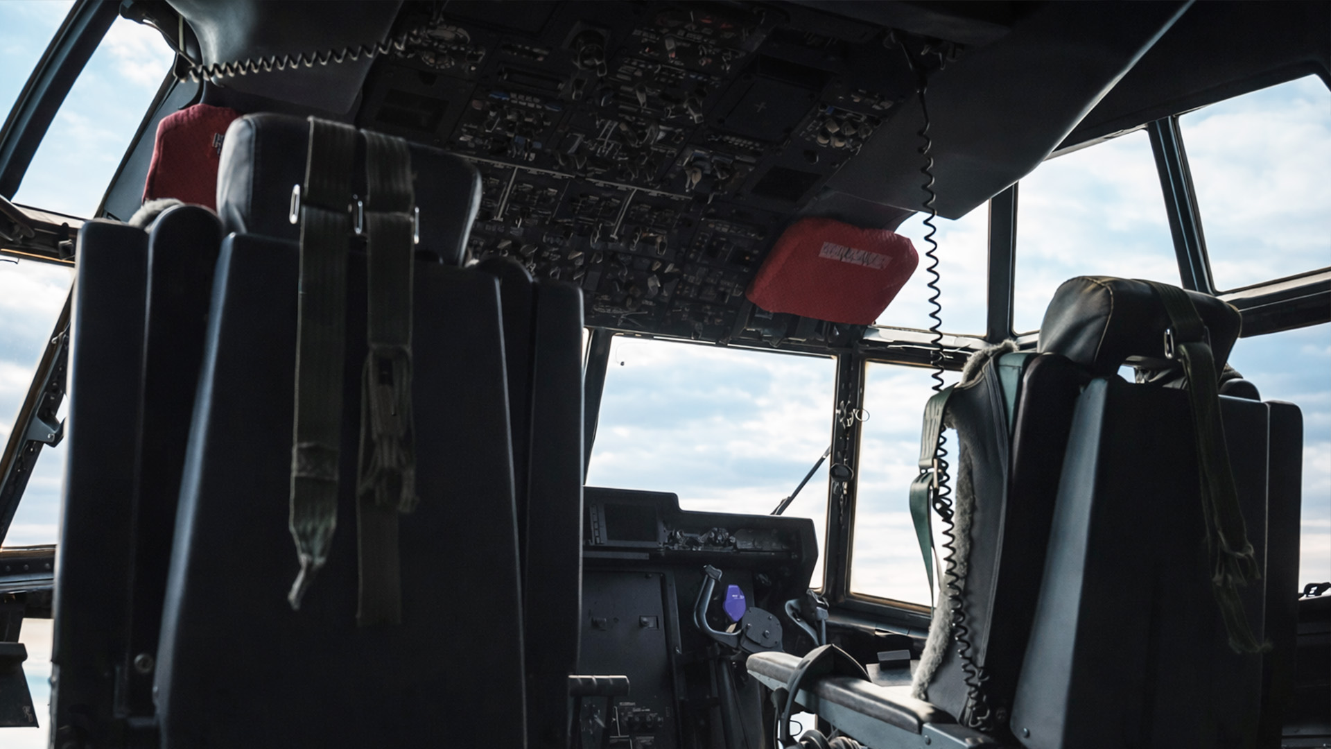 KC-130J Super Hercules prepares for flight in Arctic exercise