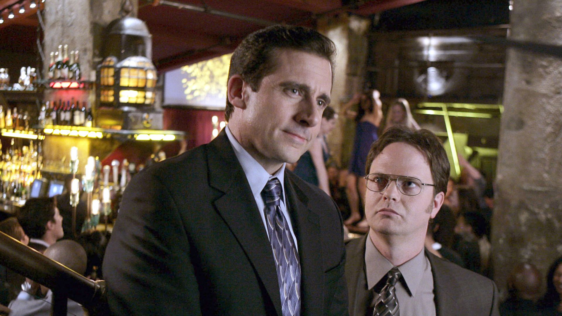15 main characters who left a beloved sitcom without derailing the show