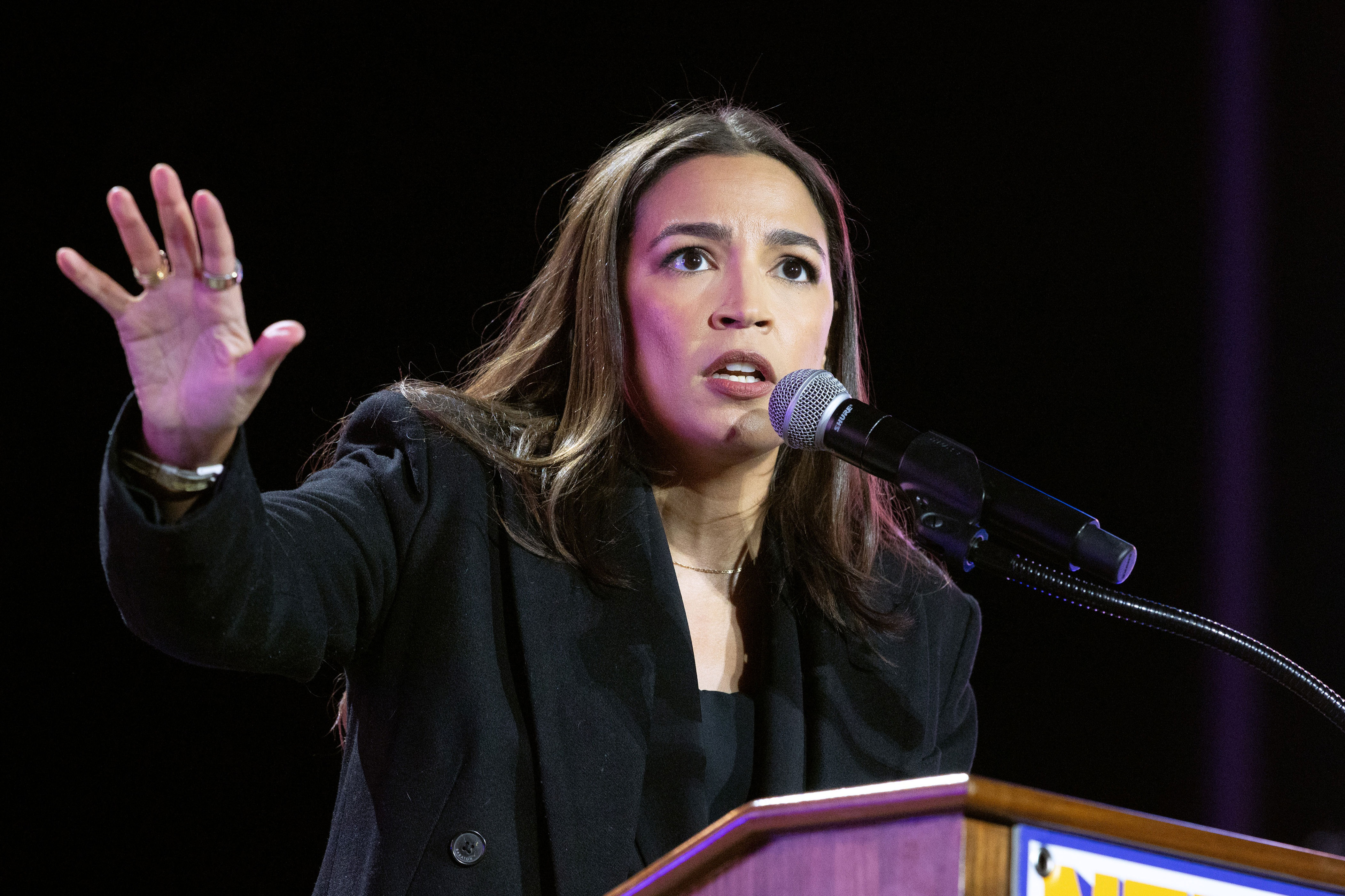 AOC used thousands in campaign cash to hire pricey celebrity makeup ...