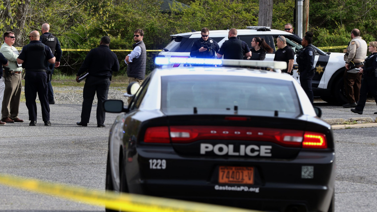 Pro football player Jordan Jones shot dead after trying to break up bar ...