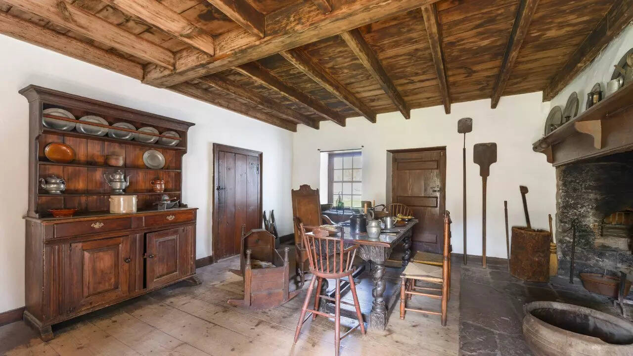 8 types of materials used in constructing homes earlier which provided ...