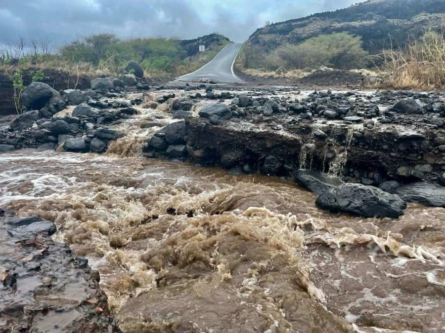 Kona storm brings heavy rain and flooding to Maui County