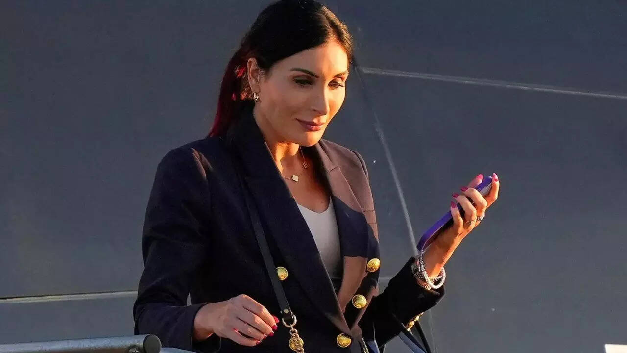 'I apologise': Trump aide Laura Loomer apologises for 'anti-India ...