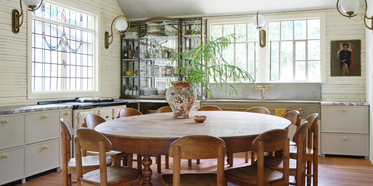 The biggest mistake people make when updating an old home—and what to ...
