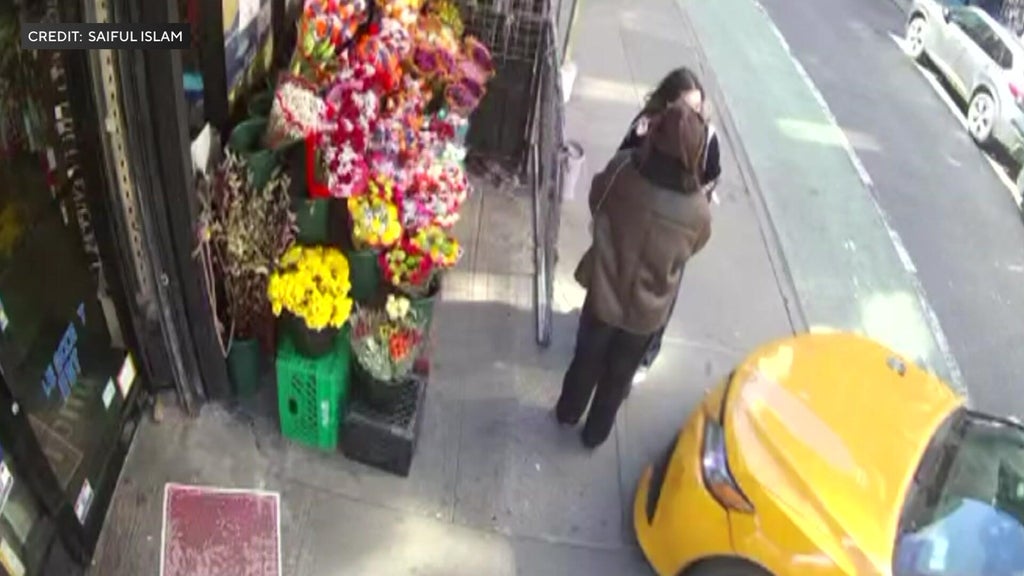 Video shows taxi driver strike 2 pedestrians, crash into Lower East ...