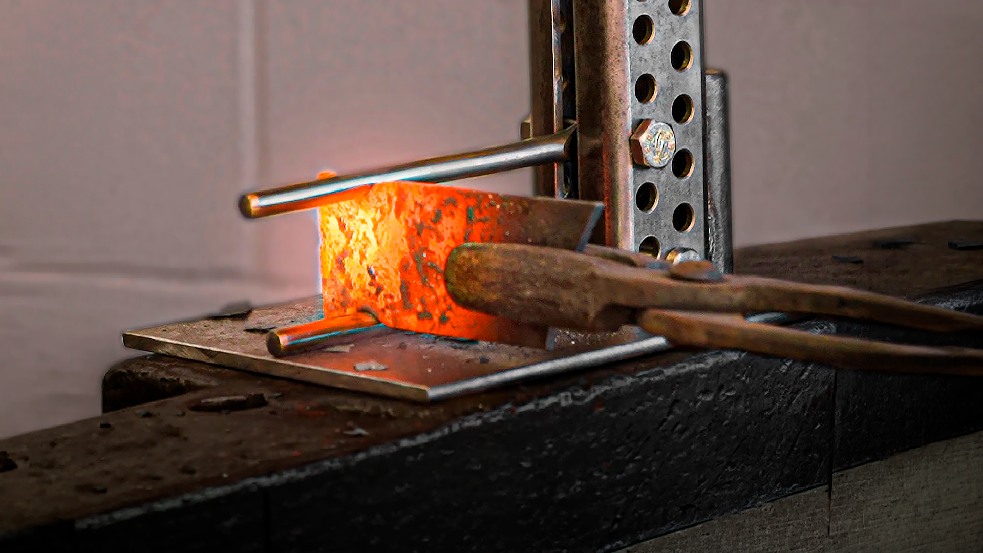 Blacksmithing jig | Fullering tool