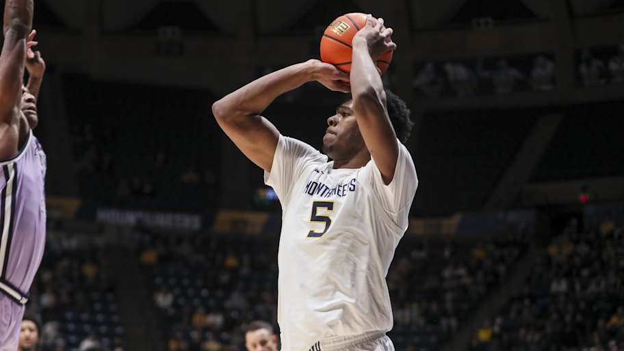 Who on WVU's basketball roster still has eligibility remaining?