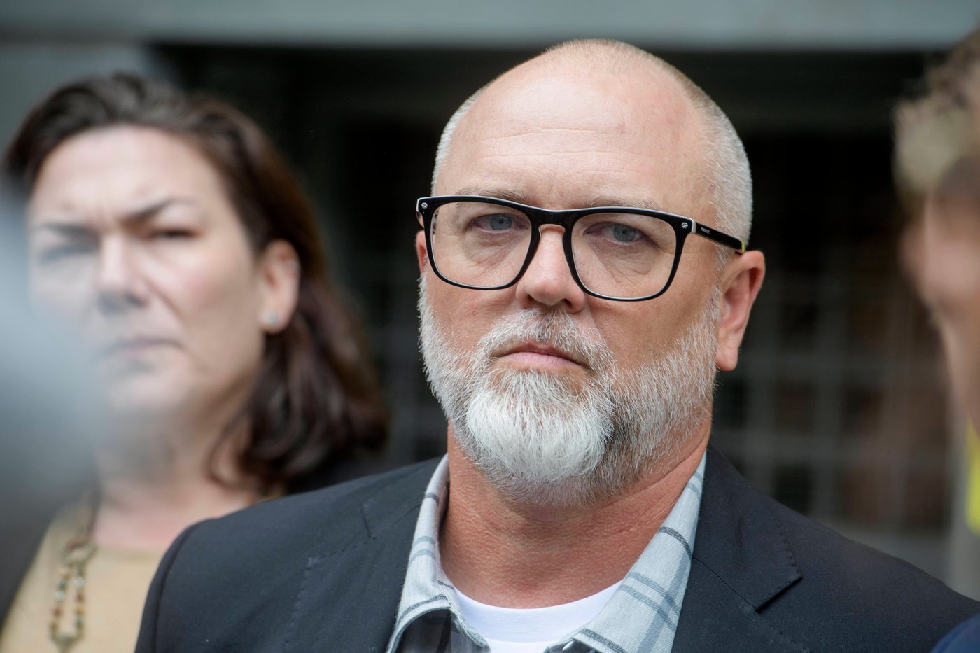 Feds move to dismiss charges against Army veteran who burned American ...