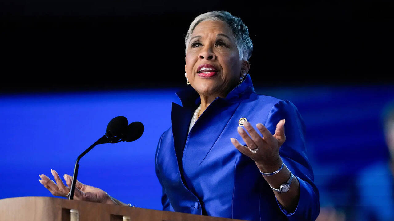 Federal judge rules on Democratic lawmaker's participation in Kennedy ...