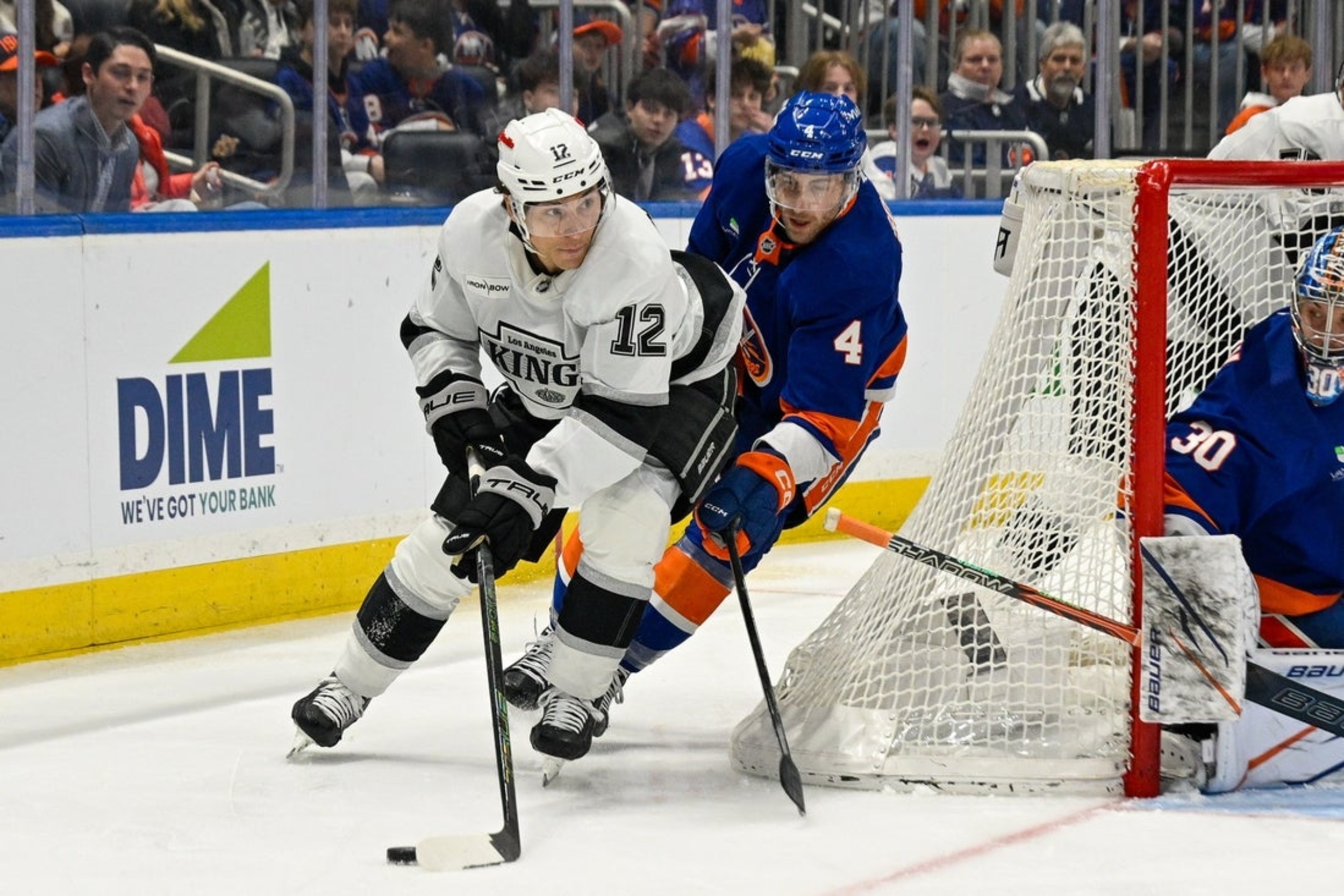 Kings carry 'good vibe, good energy' into encounter vs. Devils
