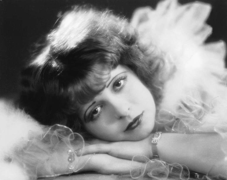 Before There Were Influencers There Was Clara Bow See Her In It At 9562