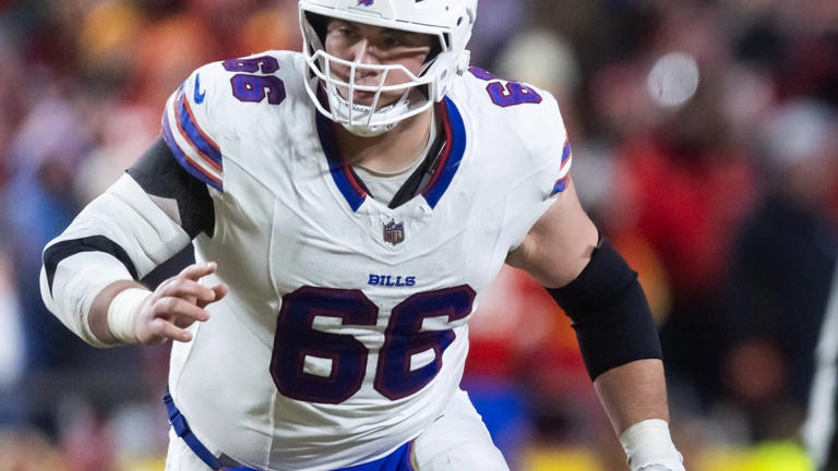 'Man of the people': NFL reacts to Connor McGovern’s impressive move ...