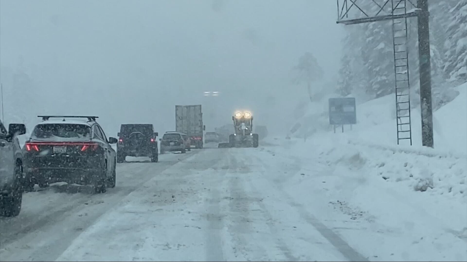 I-90 at Snoqualmie Pass reopens after nearly 24-hour closure