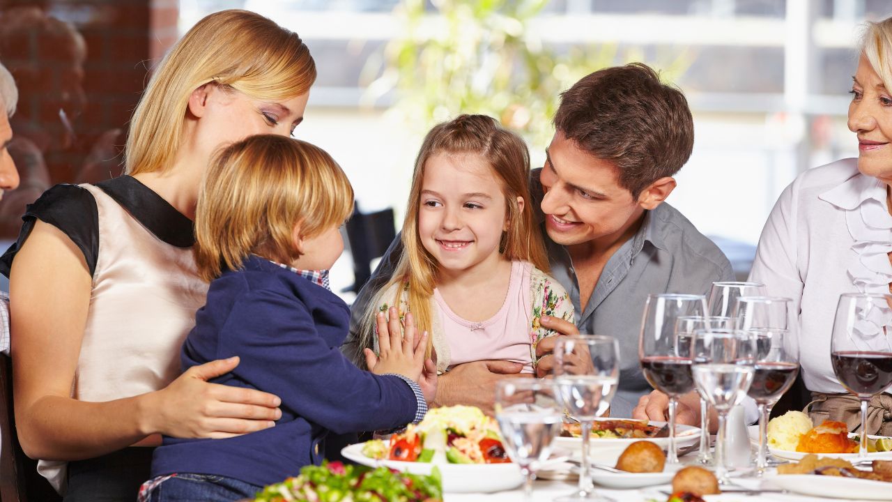 My friend made me split the bill 50/50 while her two kids ate from the ...