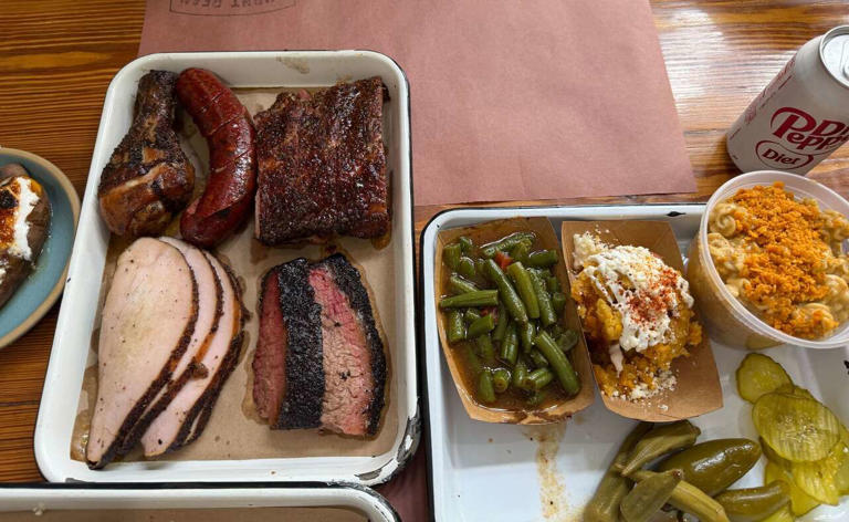 I made every mistake waiting 3 hours for Texas barbecue at Burnt Bean