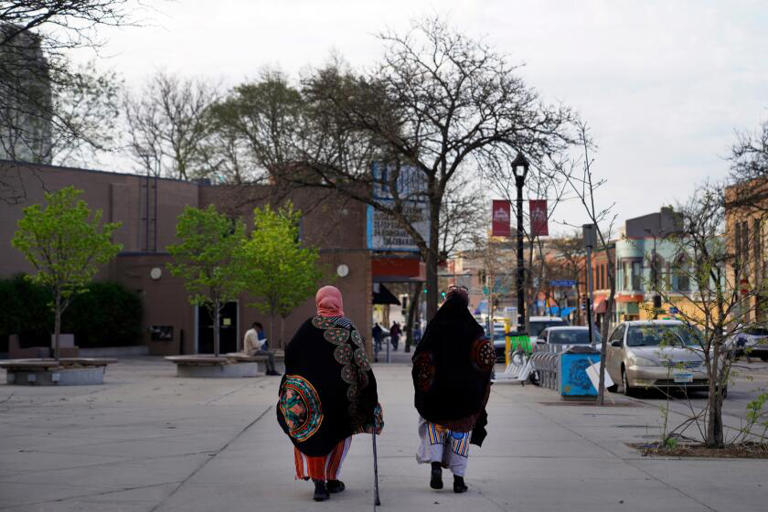 Federal judge pauses termination of deportation protections for some ...