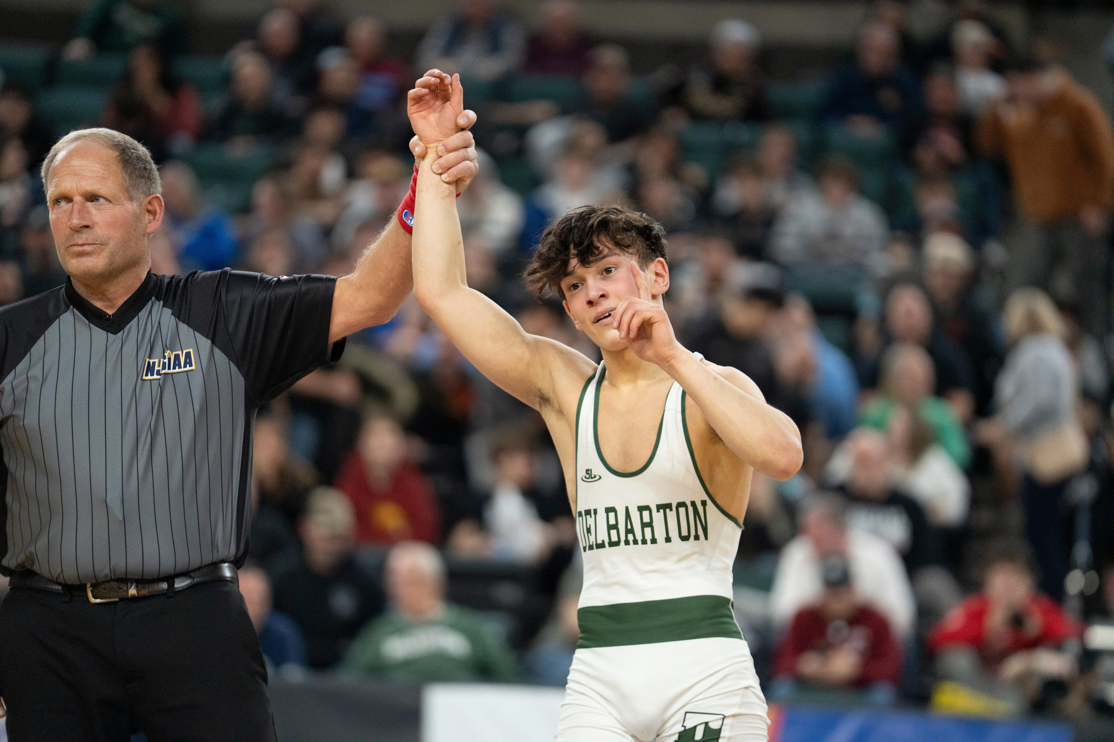 Delbarton crowns state-best 3 champions at NJ wrestling tournament