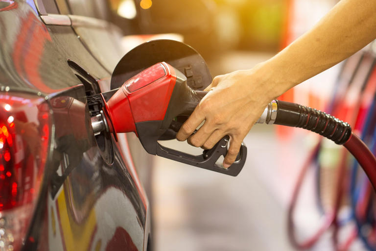 Spain fuel exports to Morocco jump 70 percent in March, report says