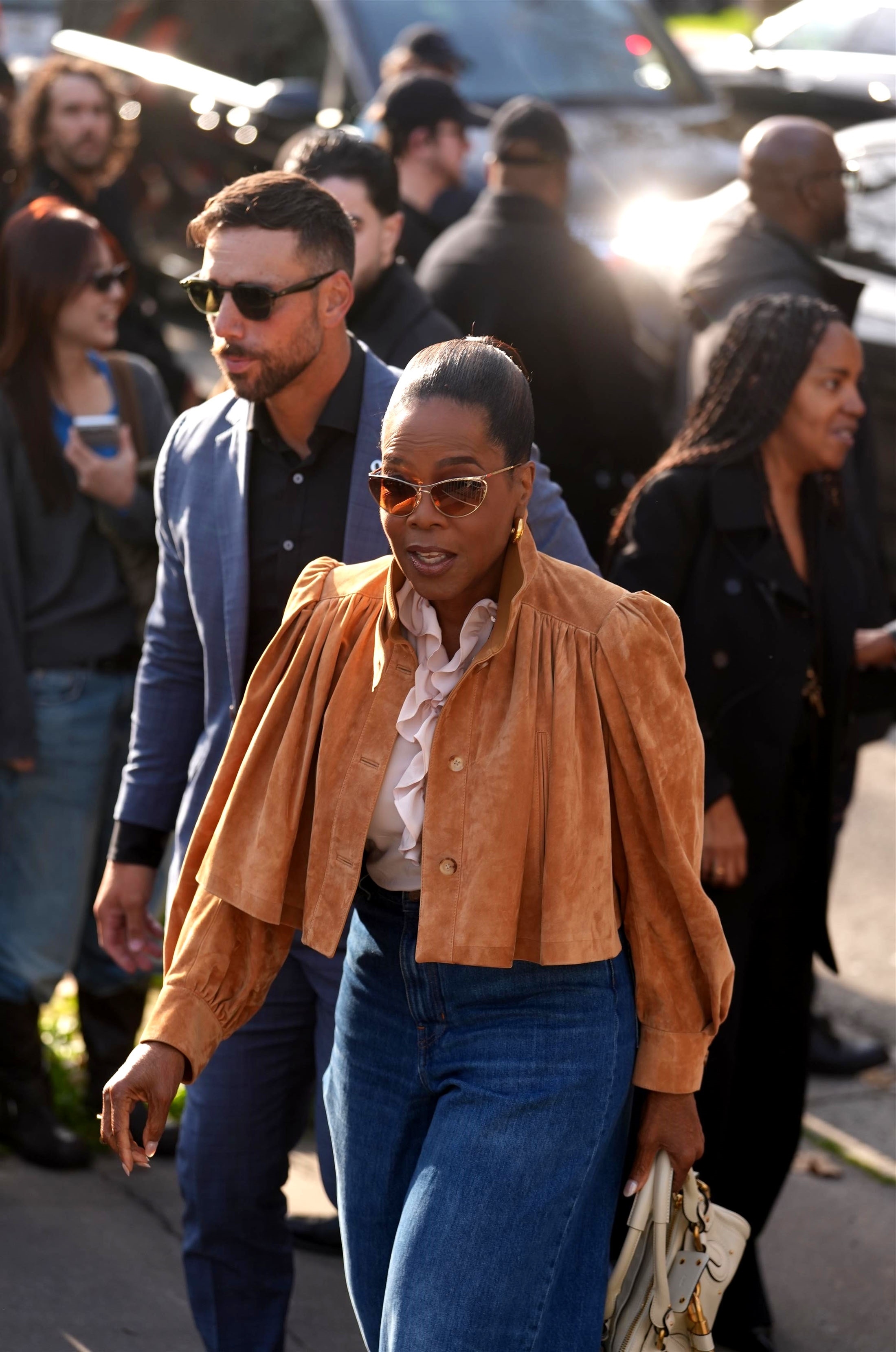 Oprah Winfrey claps back at haters after she’s trolled for ‘90-year-old ...