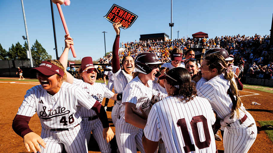 Mississippi State tops No. 1 Tennessee on dramatic walk-off homer