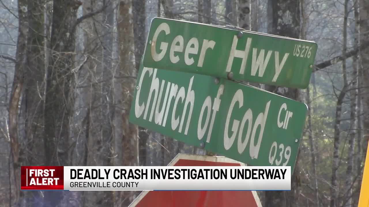 1 dead, 1 hospitalized in head-on crash in Greenville County, officials say