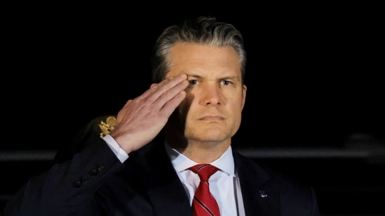 Pete Hegseth handshake sparks Freemason controversy amid Iran war; 'isn ...
