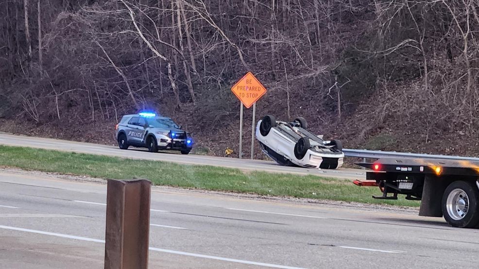 Two-vehicle crash stalls traffic along Corridor G North