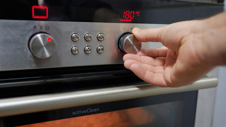 The trick for converting Fahrenheit and Celsius when cooking