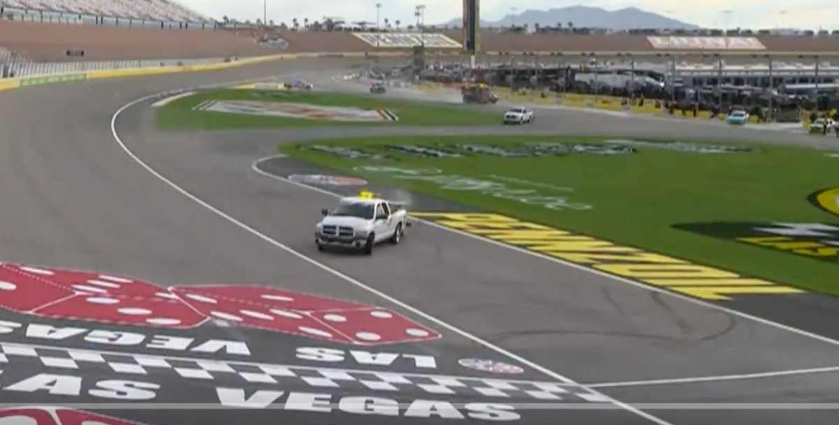 Watch this safety truck pull off an epic save during NASCAR session