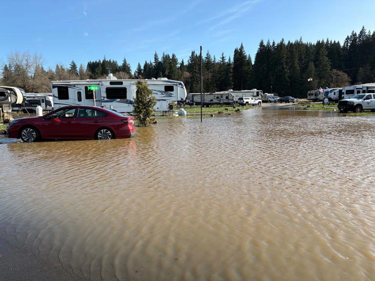 Latest updates: Clatskanie RV park flood displaces 20; Portland water ...