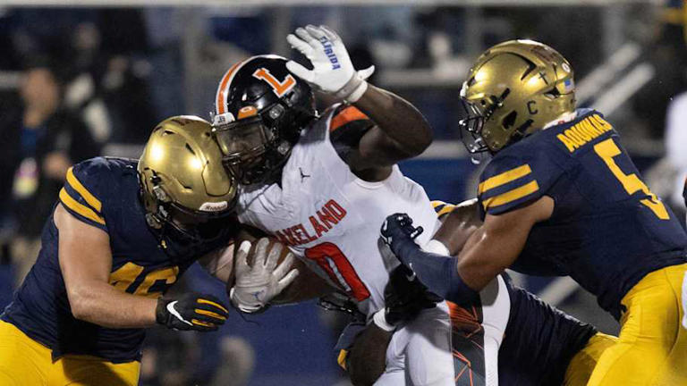 Nation’s No. 3 recruit lines up official visits to four college ...
