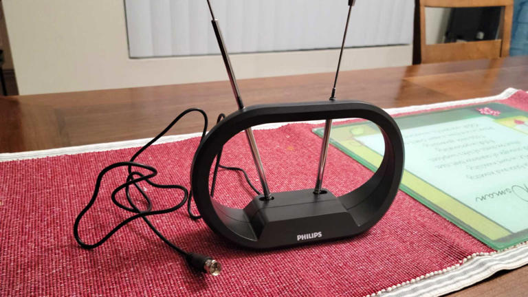 Your $1,000 audio cable sounds identical to a $10 one—here's when that ...