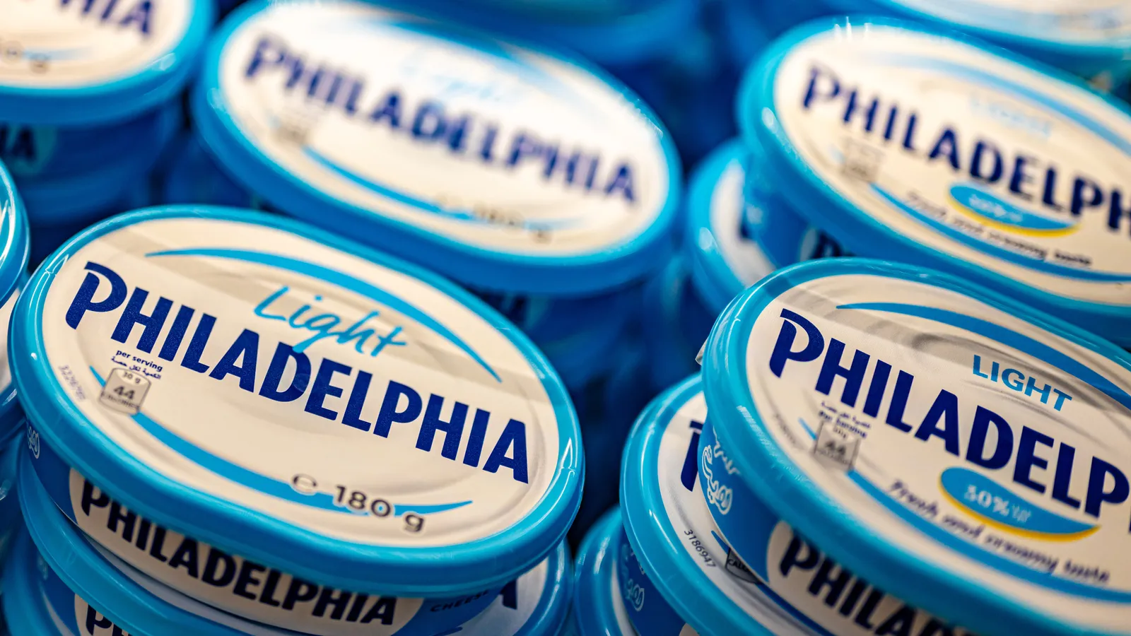 Philadelphia introduces lemon cream cheese frosting with a tangy twist ...