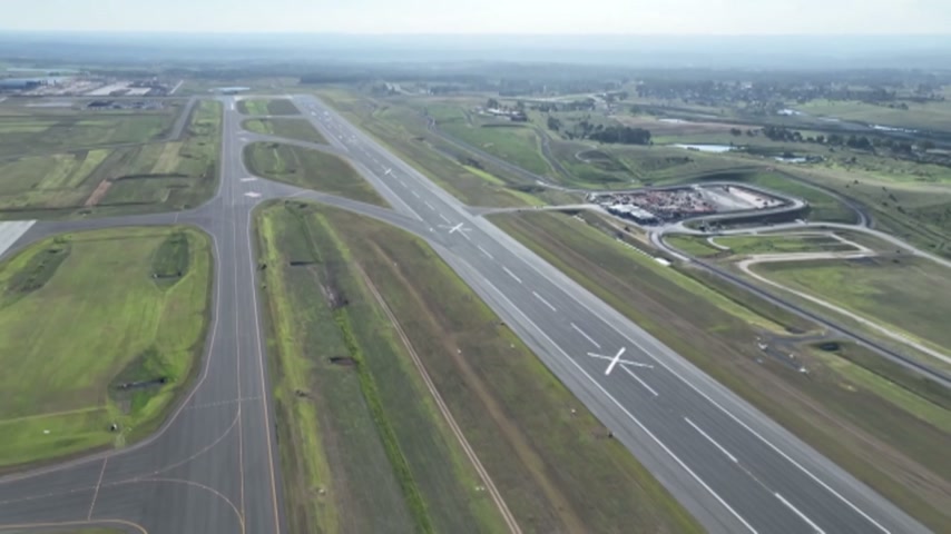 First cars hit $2.1 billion motorway to new international airport ...