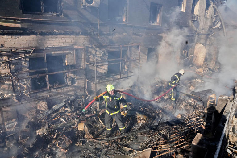 Ukraine war: Zelensky waits for Trump to resume peace talks with Putin