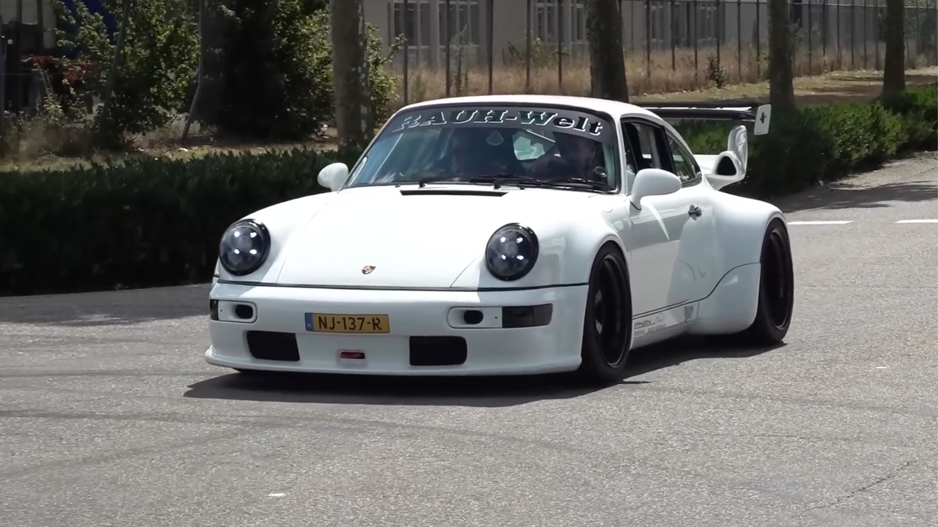 Auffälliger Porsche 911 RWB begeistert mit spektakularem Widebody-Design