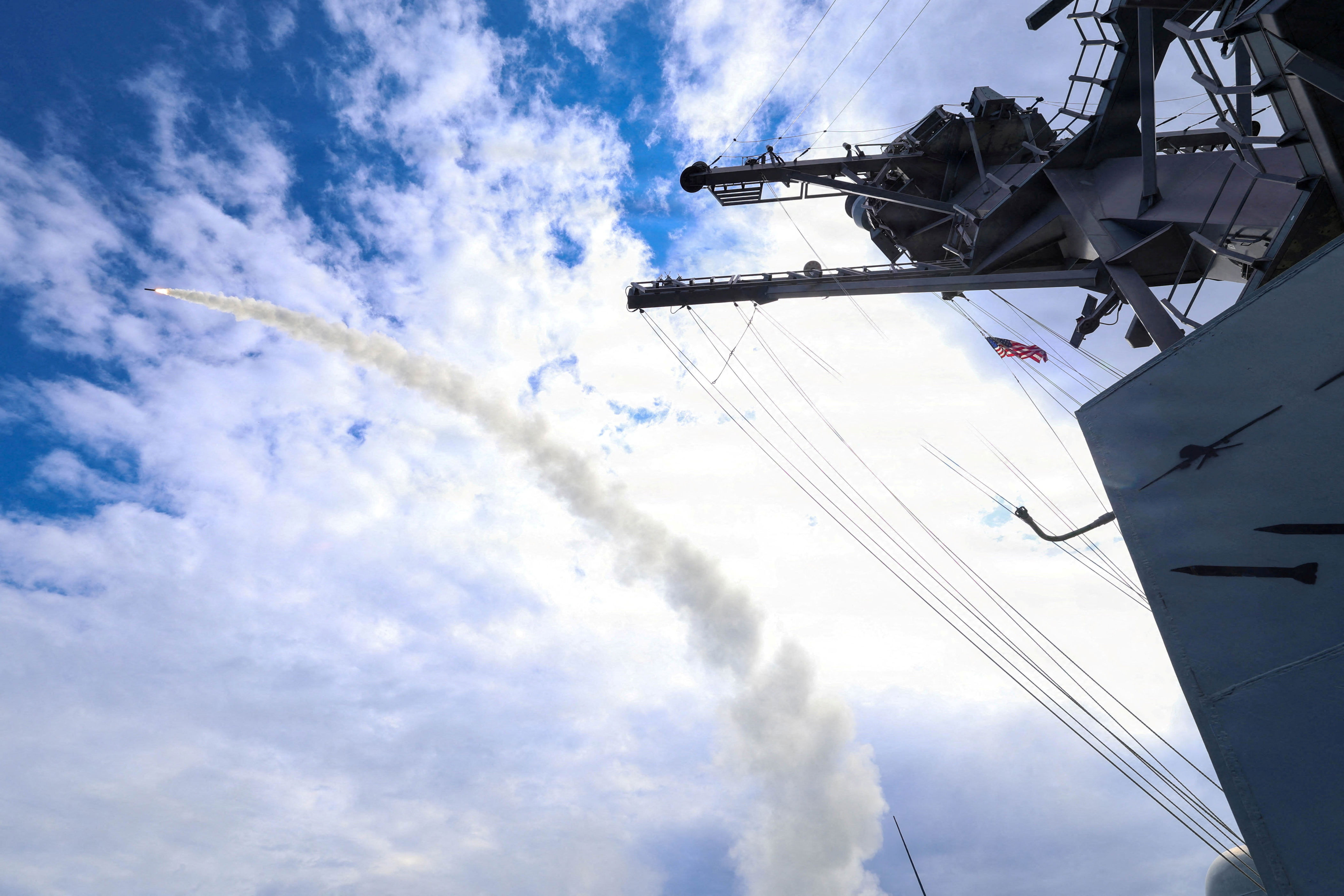 How a US submarine torpedoed an Iranian frigate for first time since ...