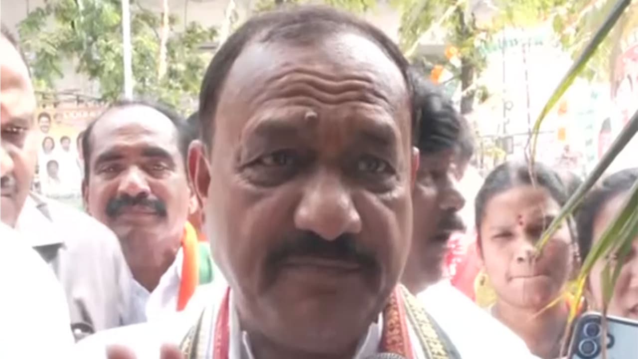 Telangana: Congress chief challenges KTR to drug test in Assembly