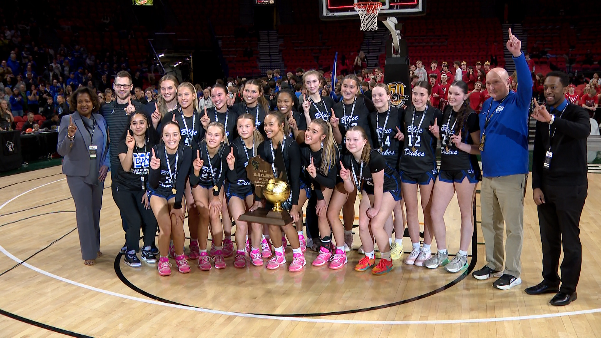 Whitefish Bay survives Beaver Dam rally, claims first state crown