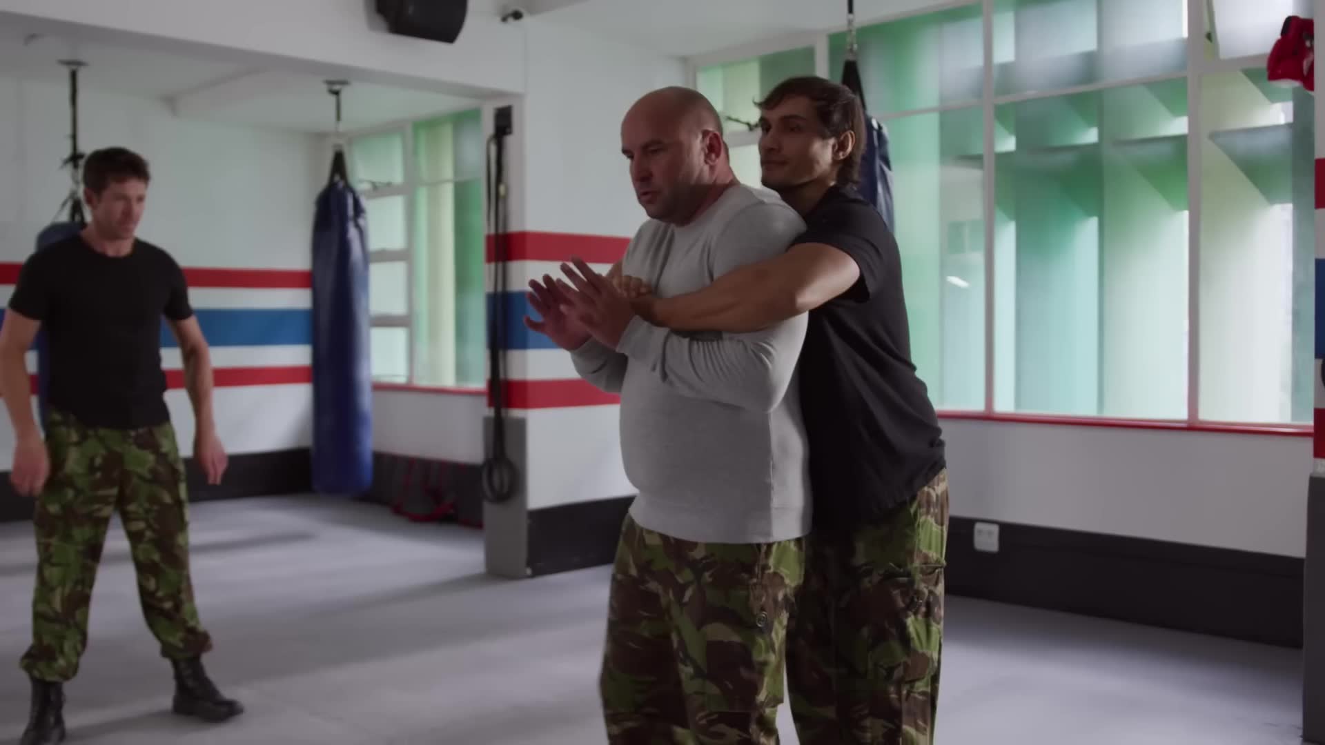 Body language indicators revealing combat experience