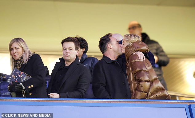Ant McPartlin shares a kiss with wife Anne-Marie as he celebrates his ...