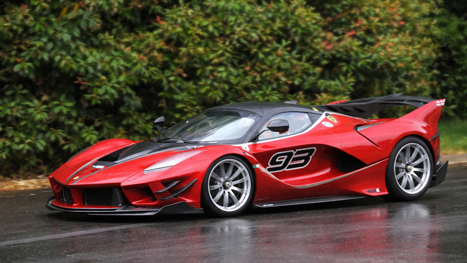 Raw sound of Ferrari FXX K Evo