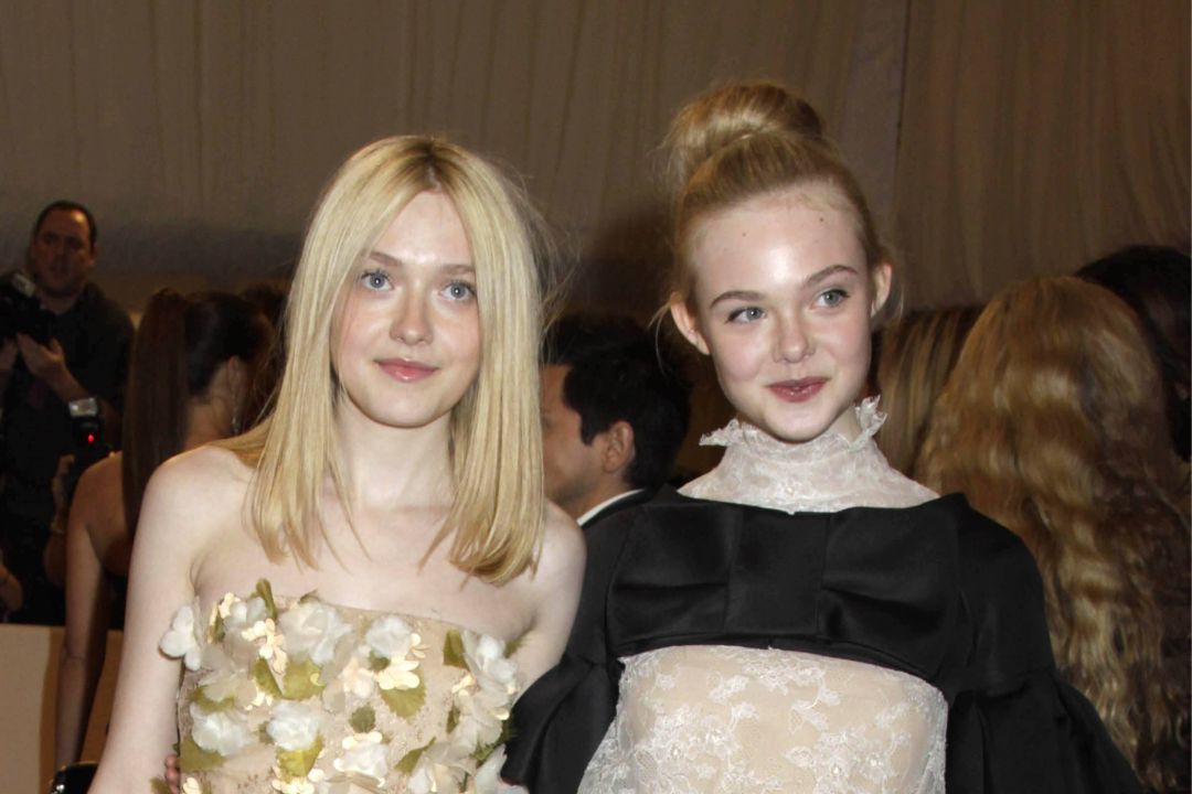 'Doing a movie together for the first time' - Elle & Dakota Fanning to ...